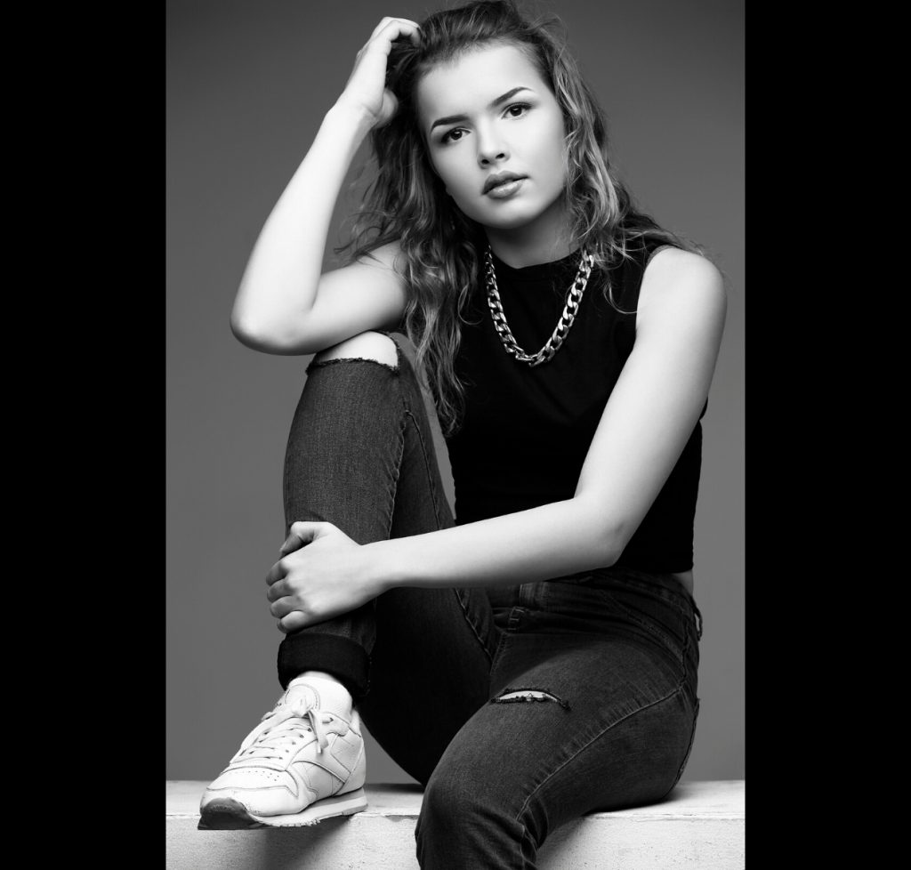 Studio Lenoir - Coffret Cadeau Anniversaire Séance photo Ado confiance ...